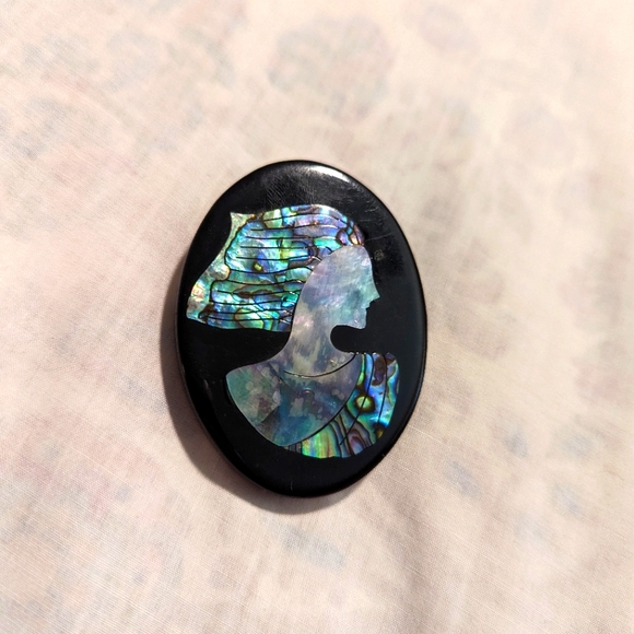 Vintage | Jewelry | Vintage Abalone Inlay Portrait Silhouette Brooch ...
